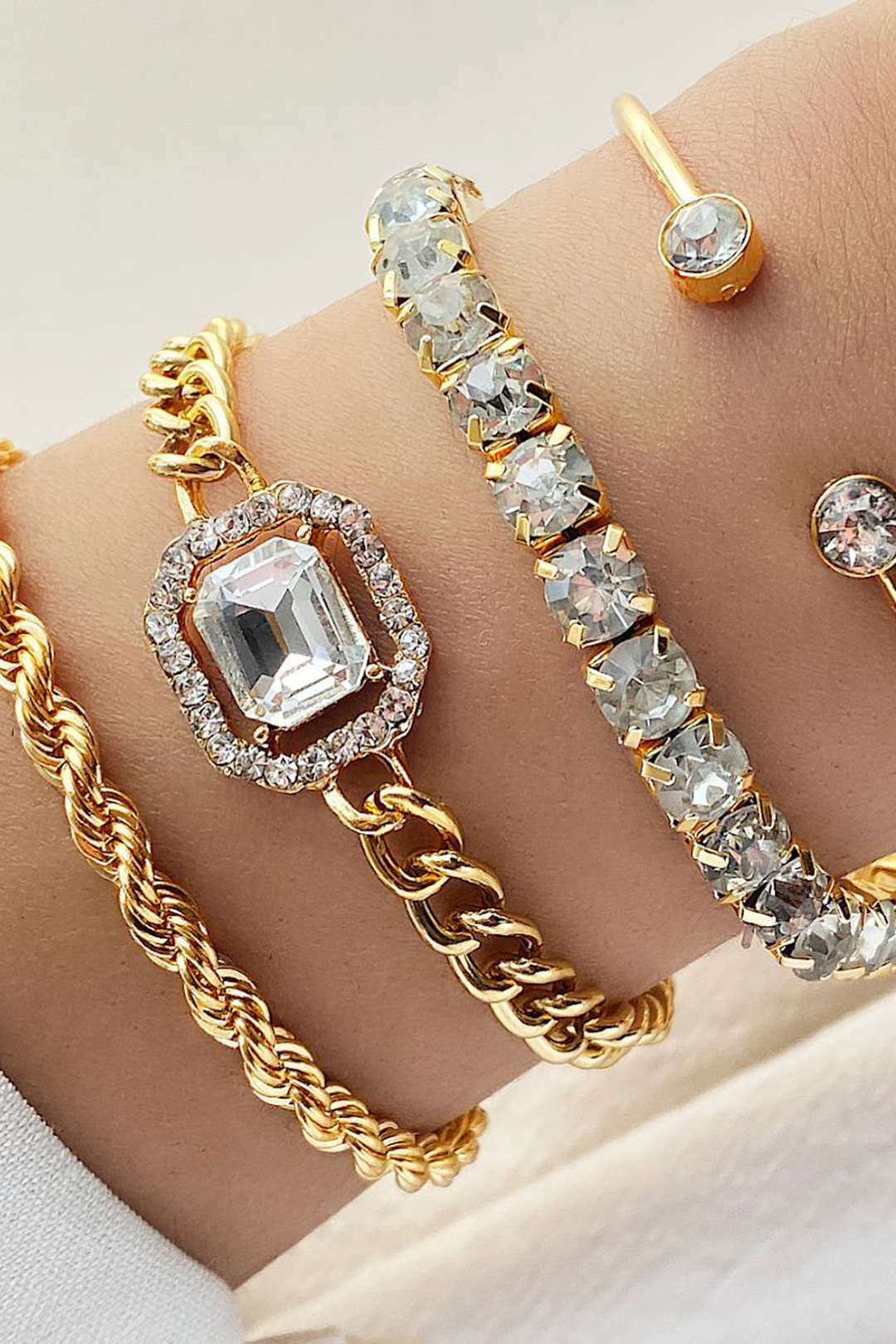 THE CHIC BRACELET SET | GOLD – Soho Jewels